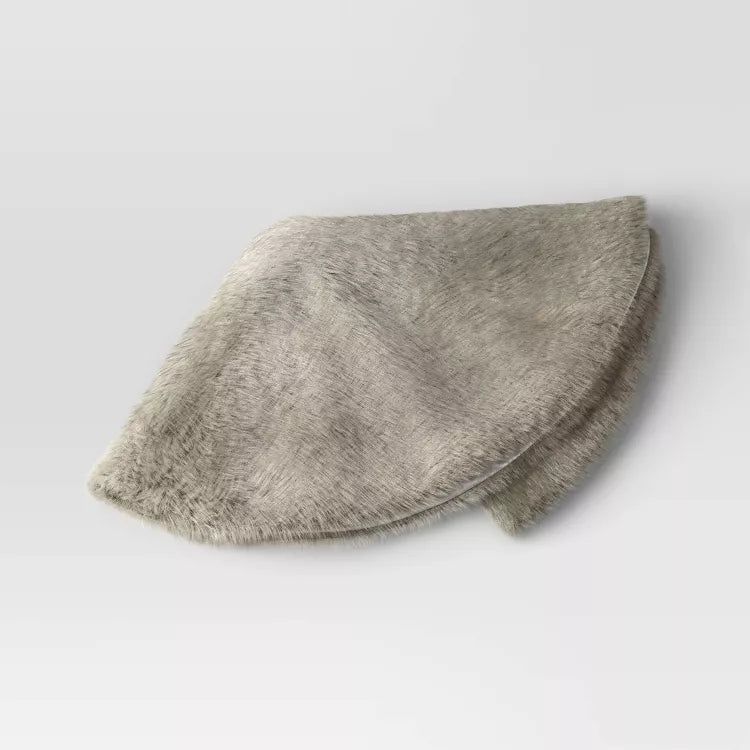 48" Faux Fur Christmas Tree Skirt Gray - Wondershop™-SHOWROOM ITEM ...