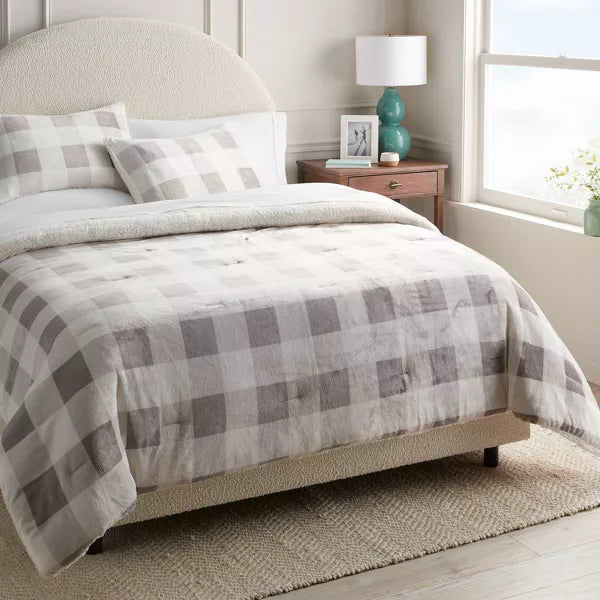 Traditional Cozy Faux Shearling Comforter and Sham Set King – Salvage ...