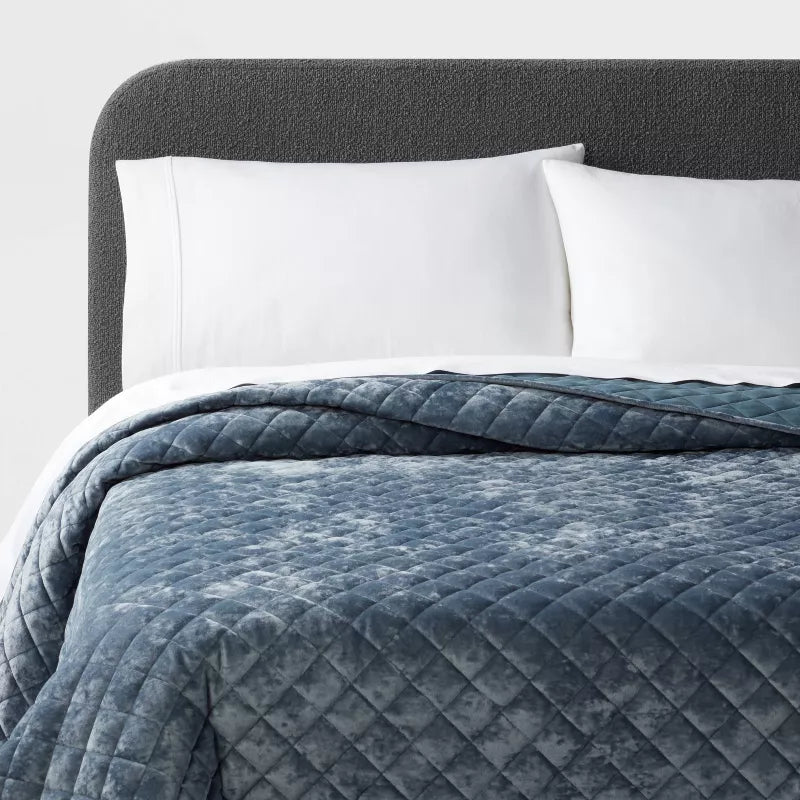 Luxe Diamond Stitch Velvet Quilt - Full/Queen – Salvage & Co Indy