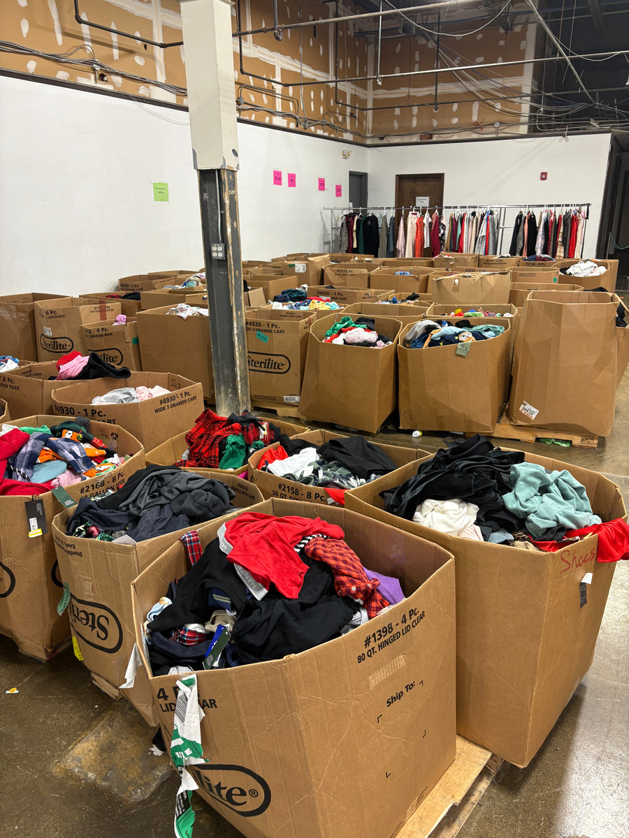Lot of 75 BOXES of clothes, approx 2500 pcs – Salvage & Co Indy