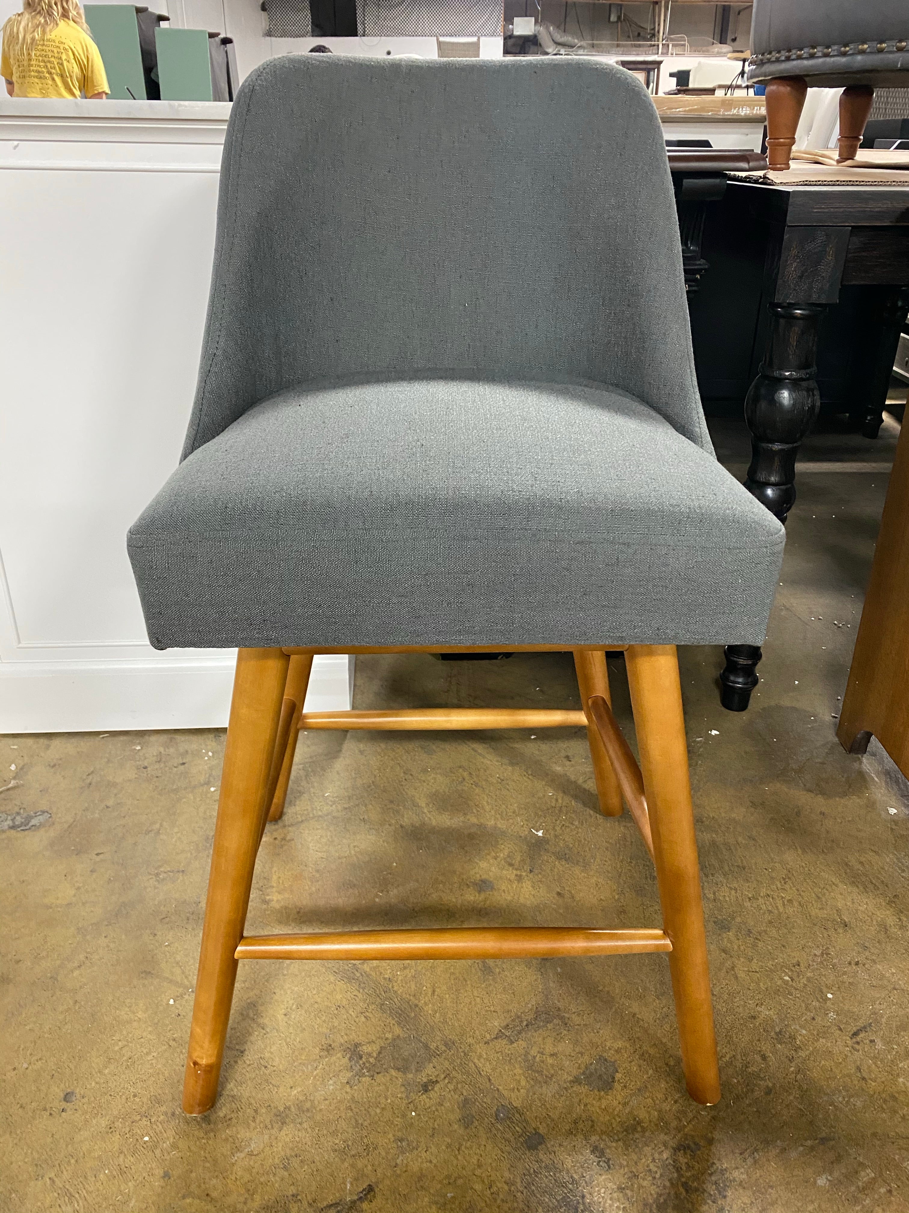 Geller counter stool store